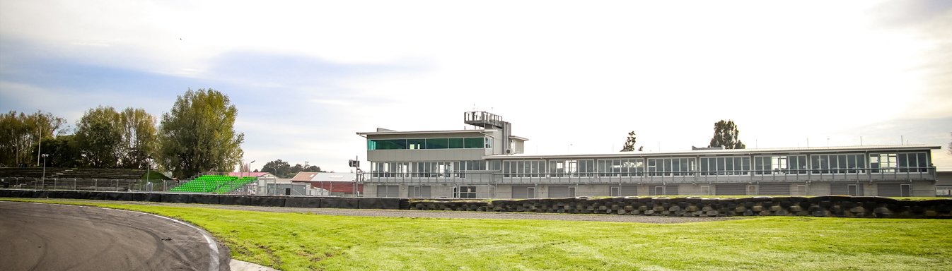 Manfeild - Manfeild Circuit